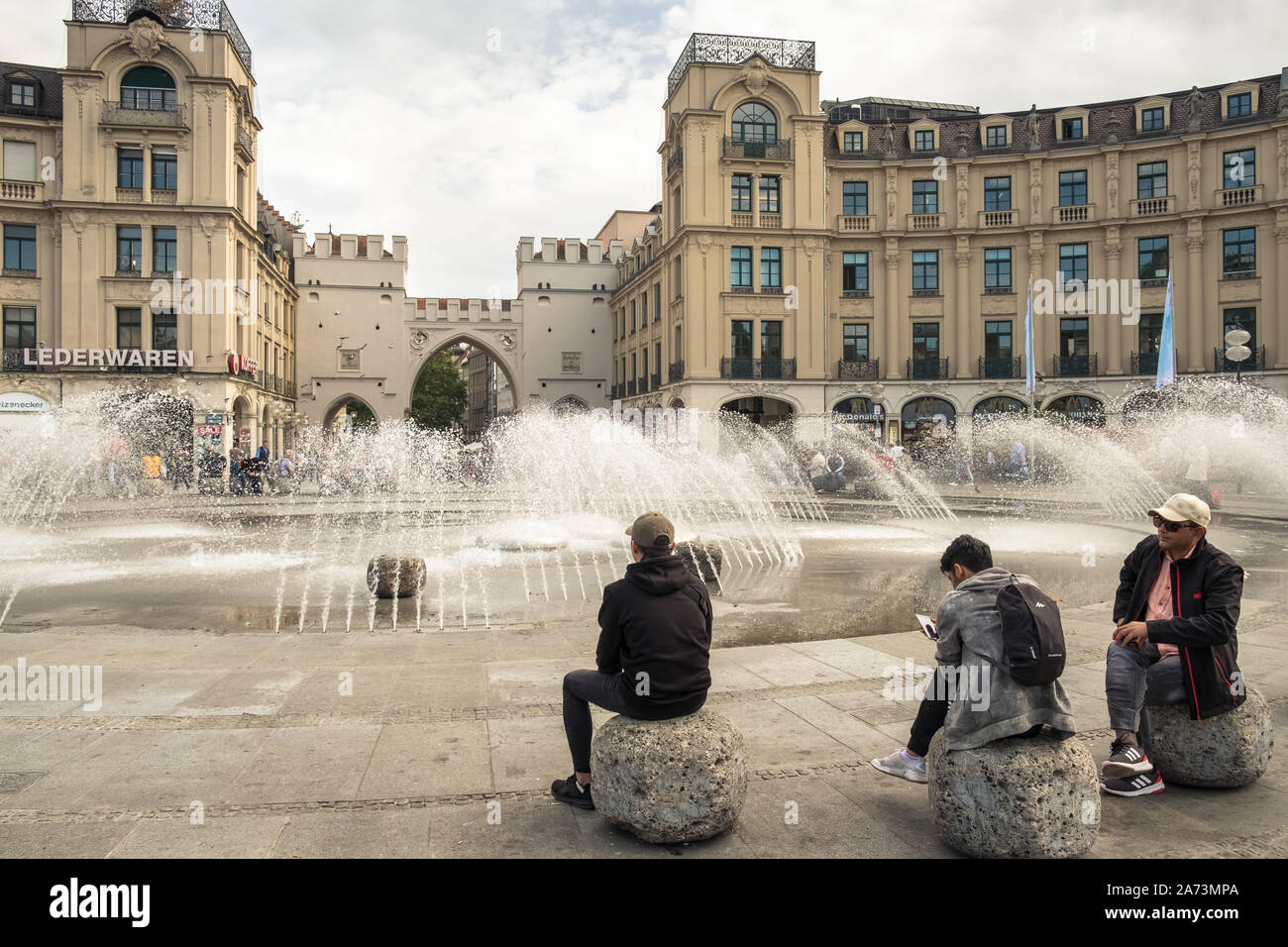 Karlsplatz stachus munich -Fotos und -Bildmaterial in hoher Auflösung ...