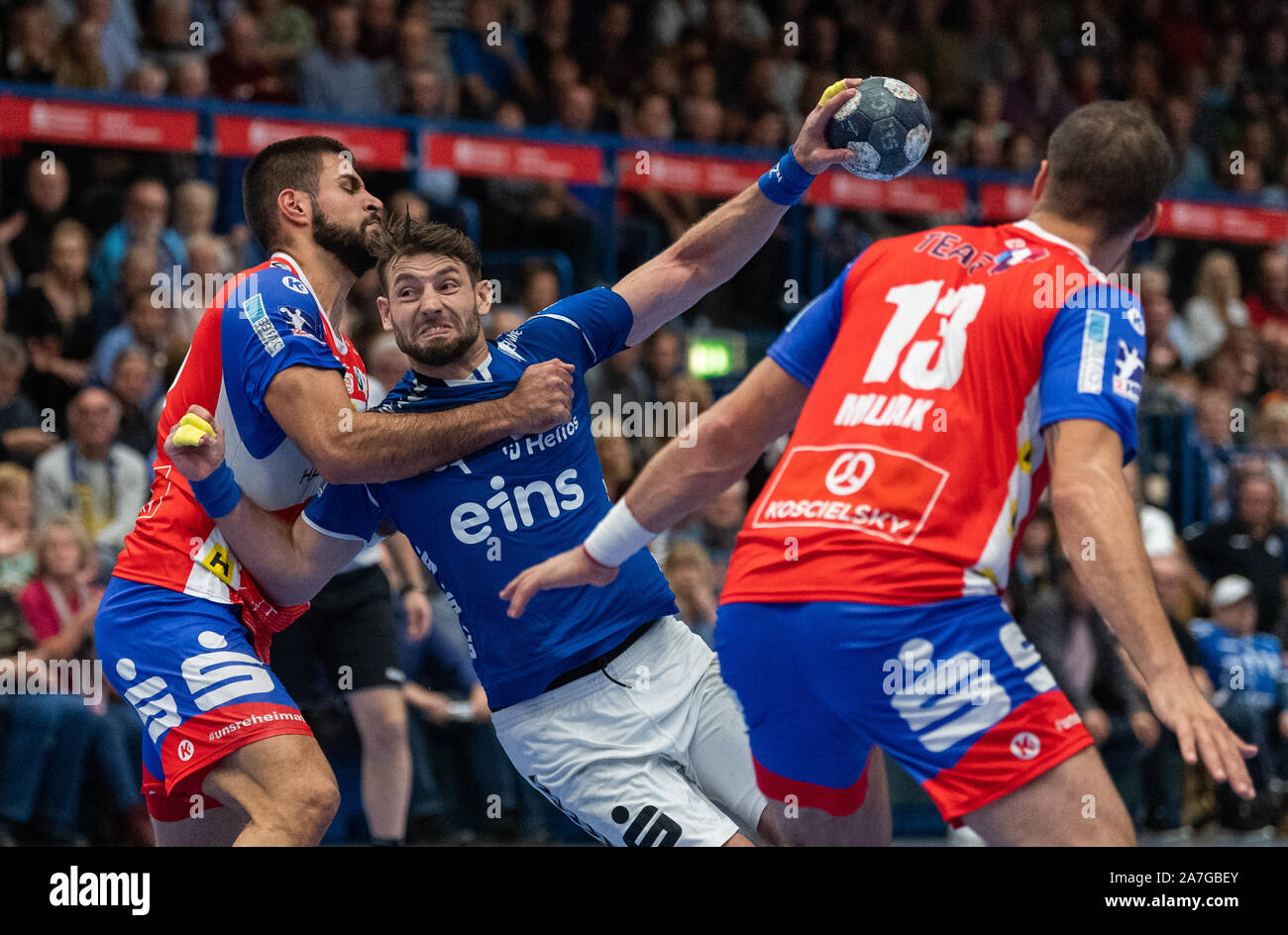 02 November 2019, Sachsen Lößnitz: Handball: 2. Liga, EHV Aue - ThSV ...