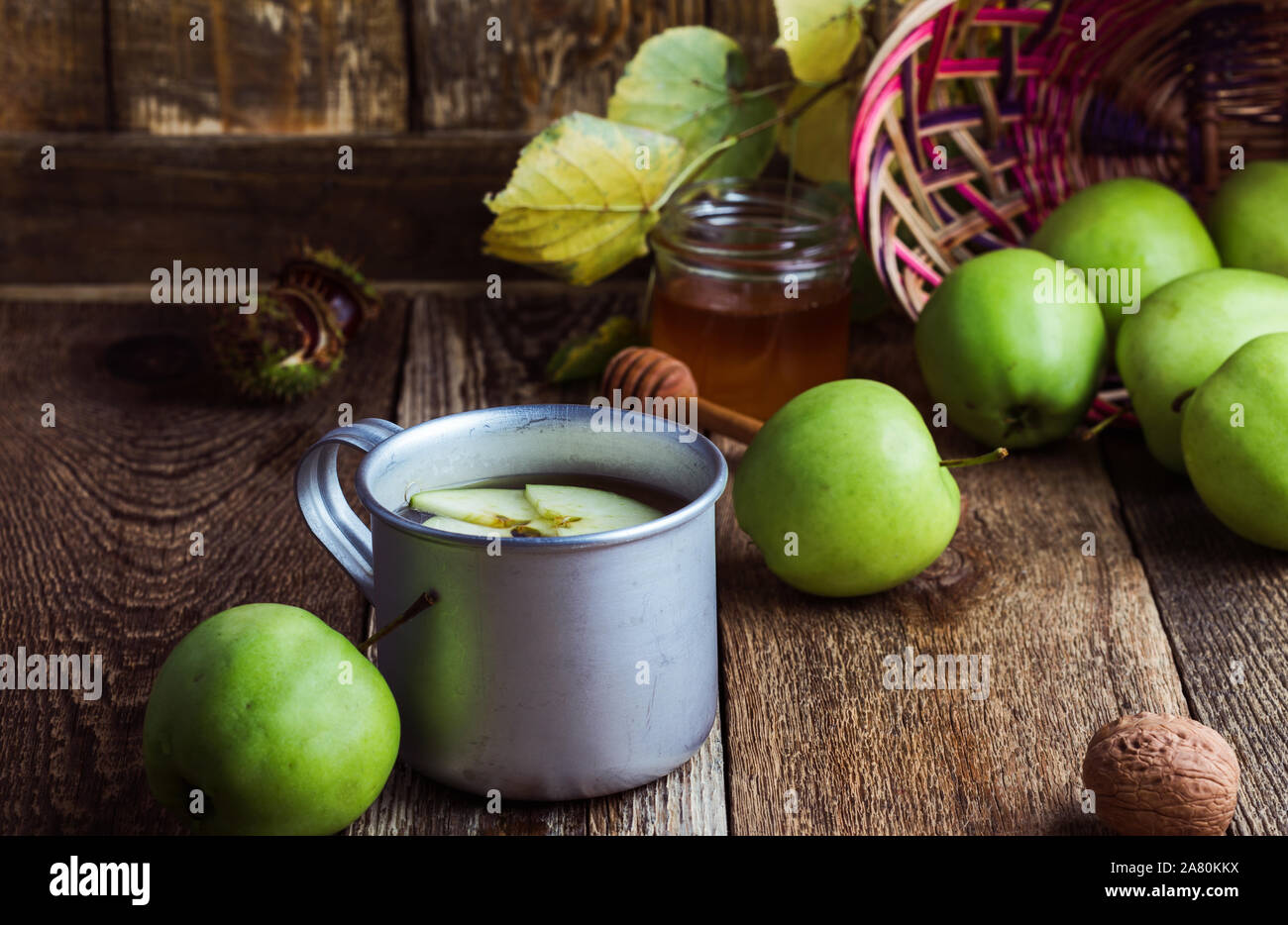 Apfel und Honig Stockfotos und -bilder Kaufen - Alamy