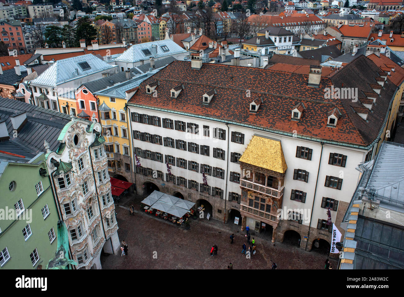 Innsbruck dach -Fotos und -Bildmaterial in hoher Auflösung – Alamy