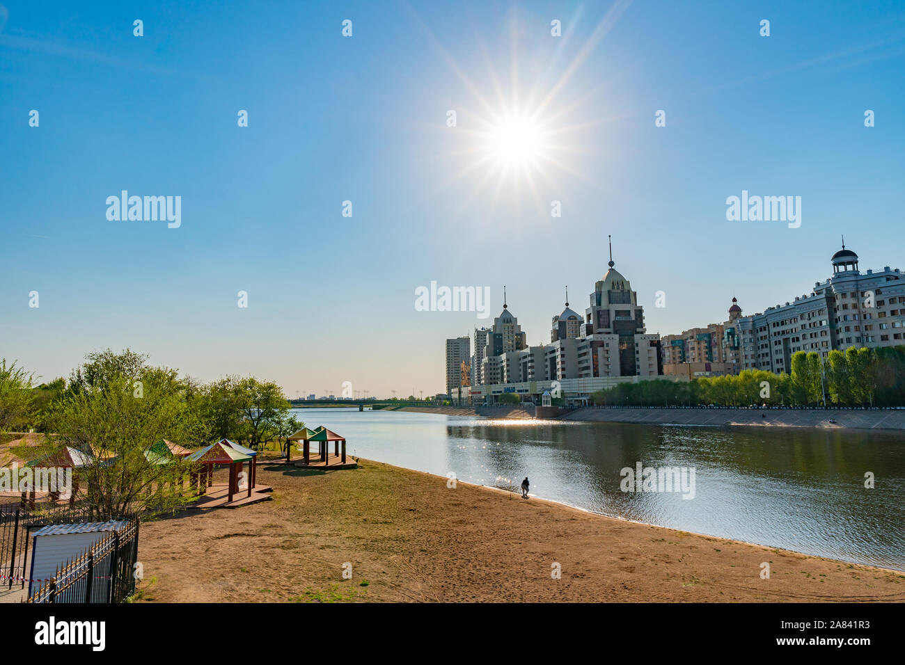 Nur-Sultan Astana Ischim River Promenade Walking Street View des ...