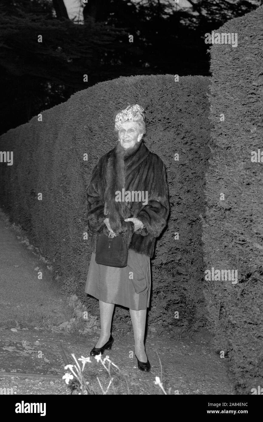 Bronwen pugh modellieren -Fotos und -Bildmaterial in hoher Auflösung ...