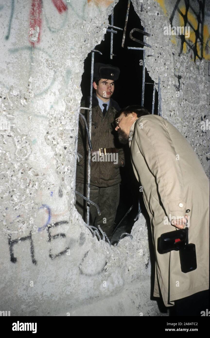 Polizei deutschland 1990 -Fotos und -Bildmaterial in hoher Auflösung ...