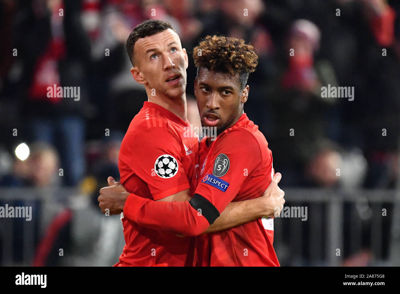 München, Deutschland. 06 Nov, 2019. goaljubel Ivan PERISIC (FC Bayern ...
