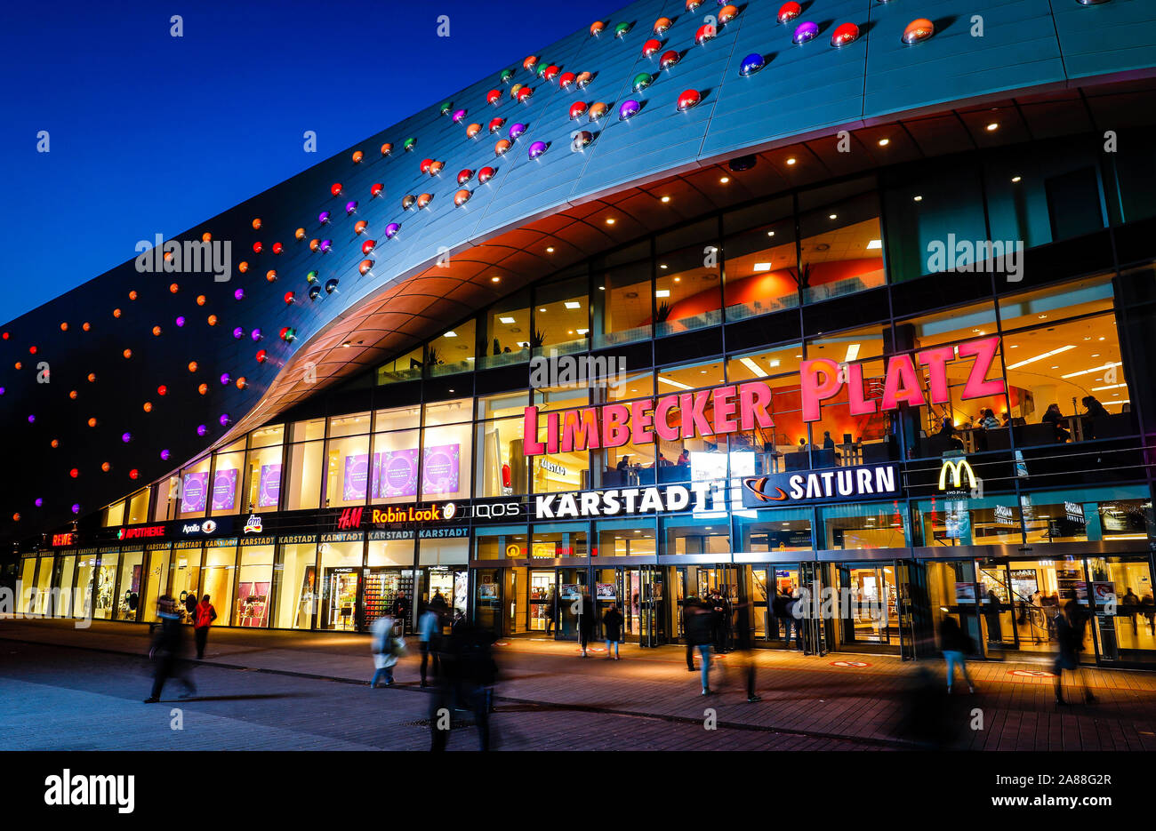 Stadt mit limbecker platz -Fotos und -Bildmaterial in hoher Auflösung ...