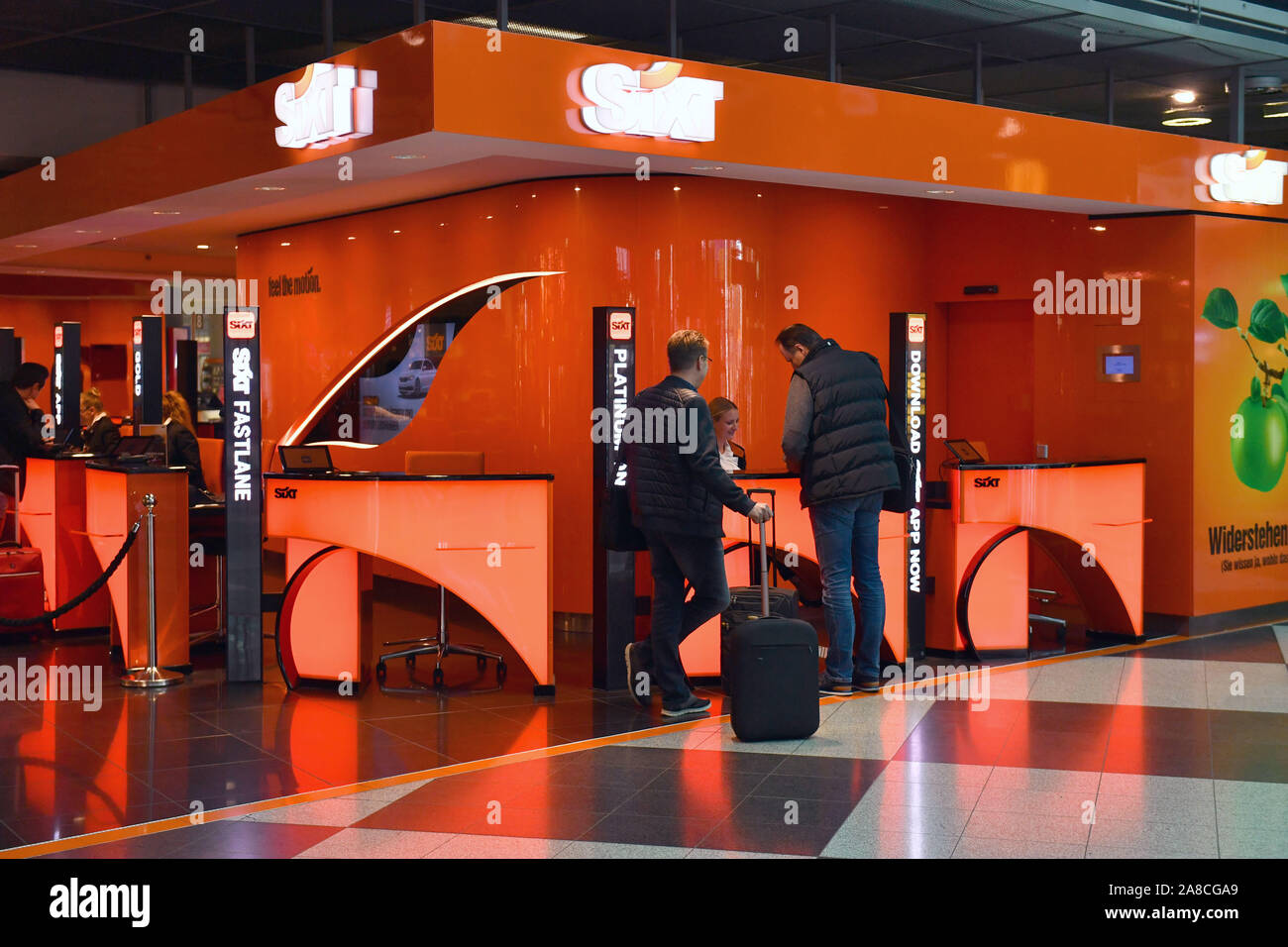 Car rental counter -Fotos und -Bildmaterial in hoher Auflösung – Alamy