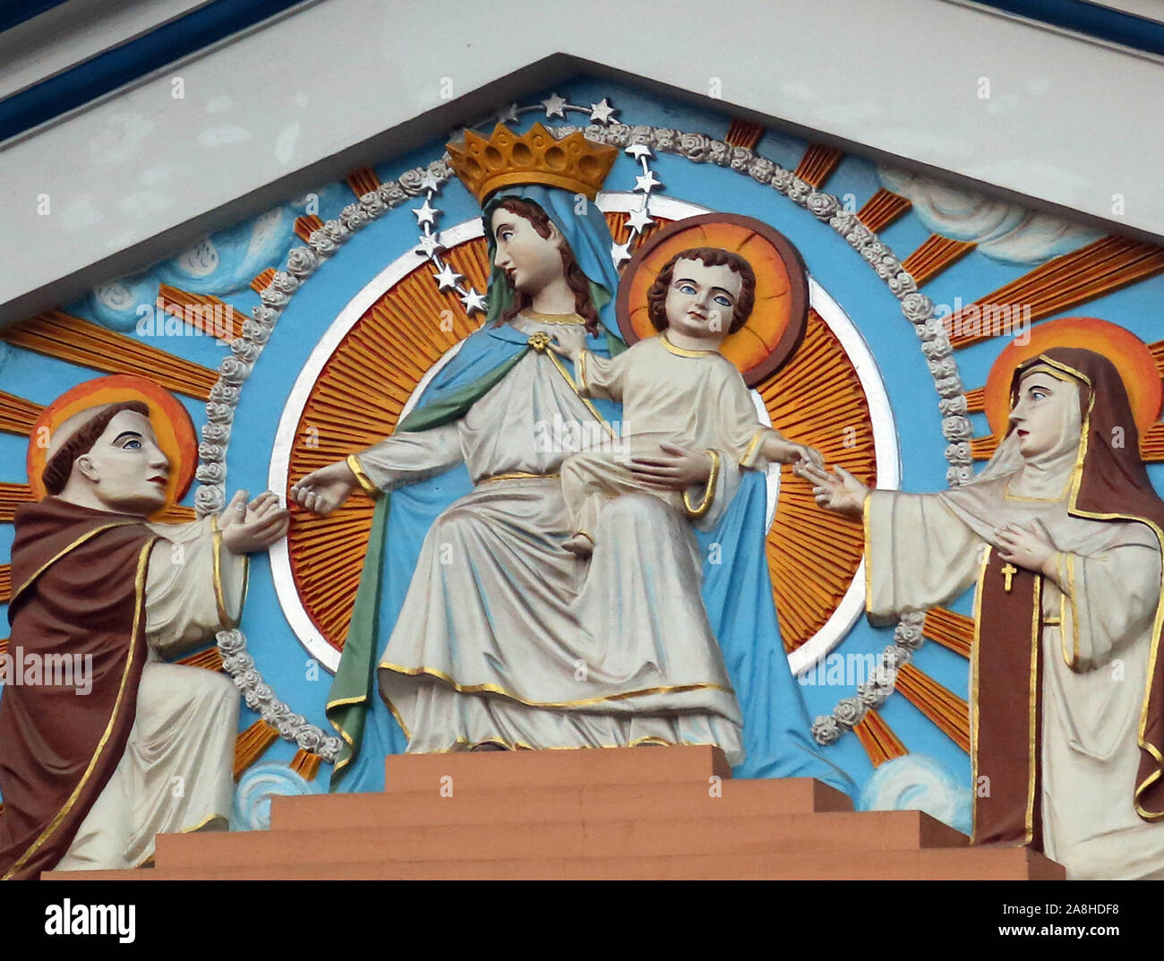 Jungfrau maria mit rosenkranz -Fotos und -Bildmaterial in hoher Auflösung – Alamy