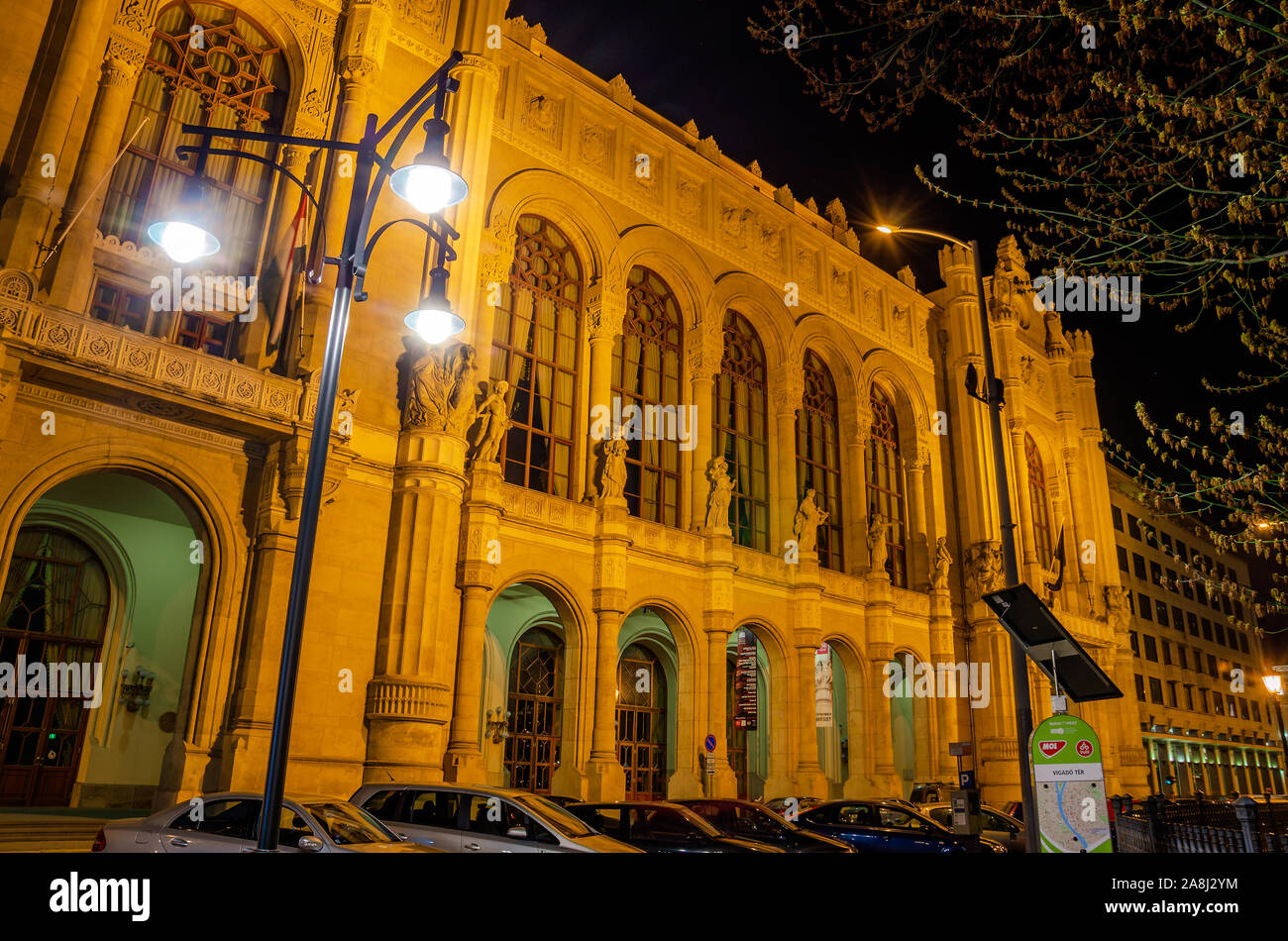 Altbau architekt budapest -Fotos und -Bildmaterial in hoher Auflösung ...
