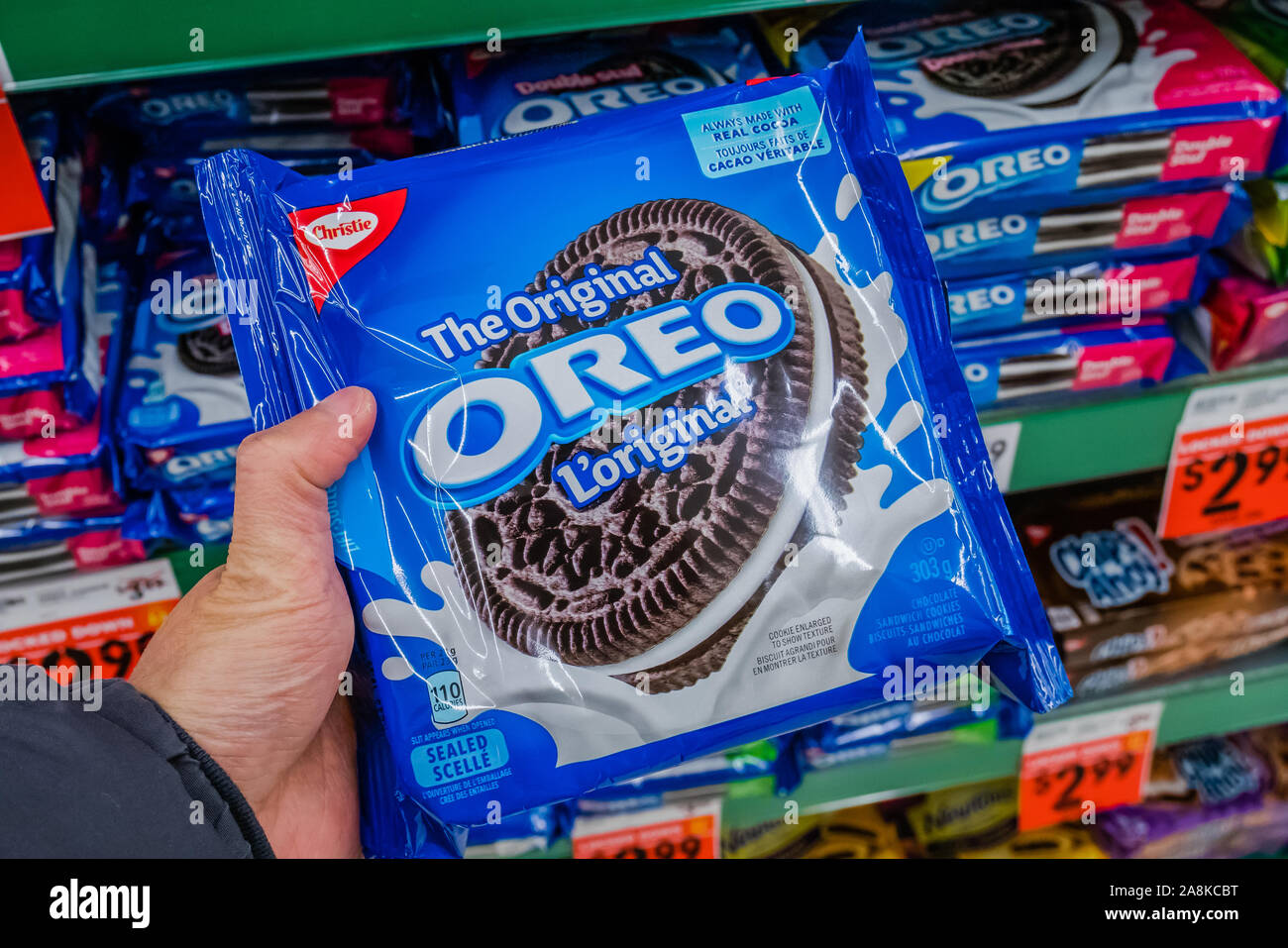 Cookie pakete Stockfotos und -bilder Kaufen - Alamy