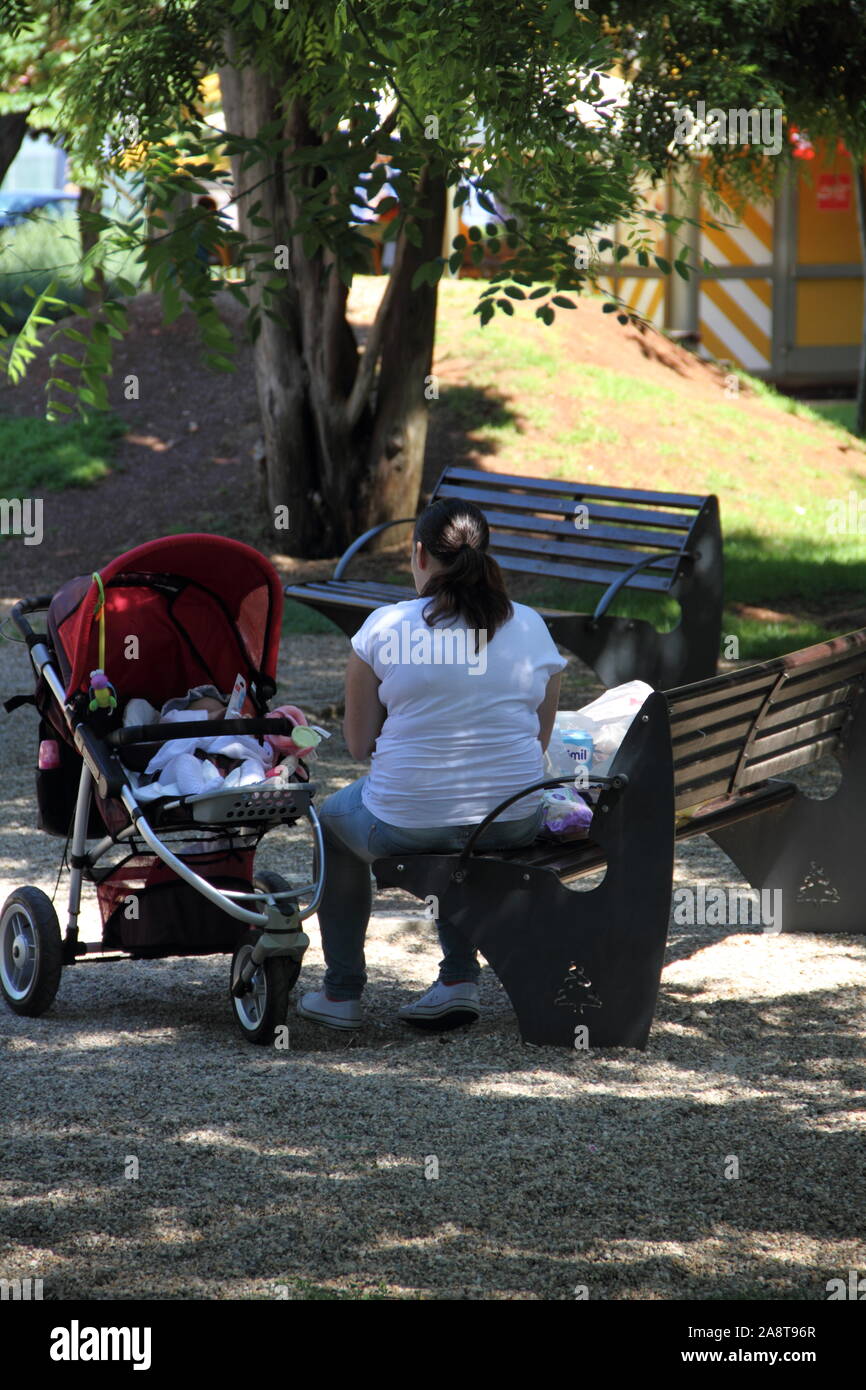Dickes Kind Stockfotos und -bilder Kaufen - Alamy