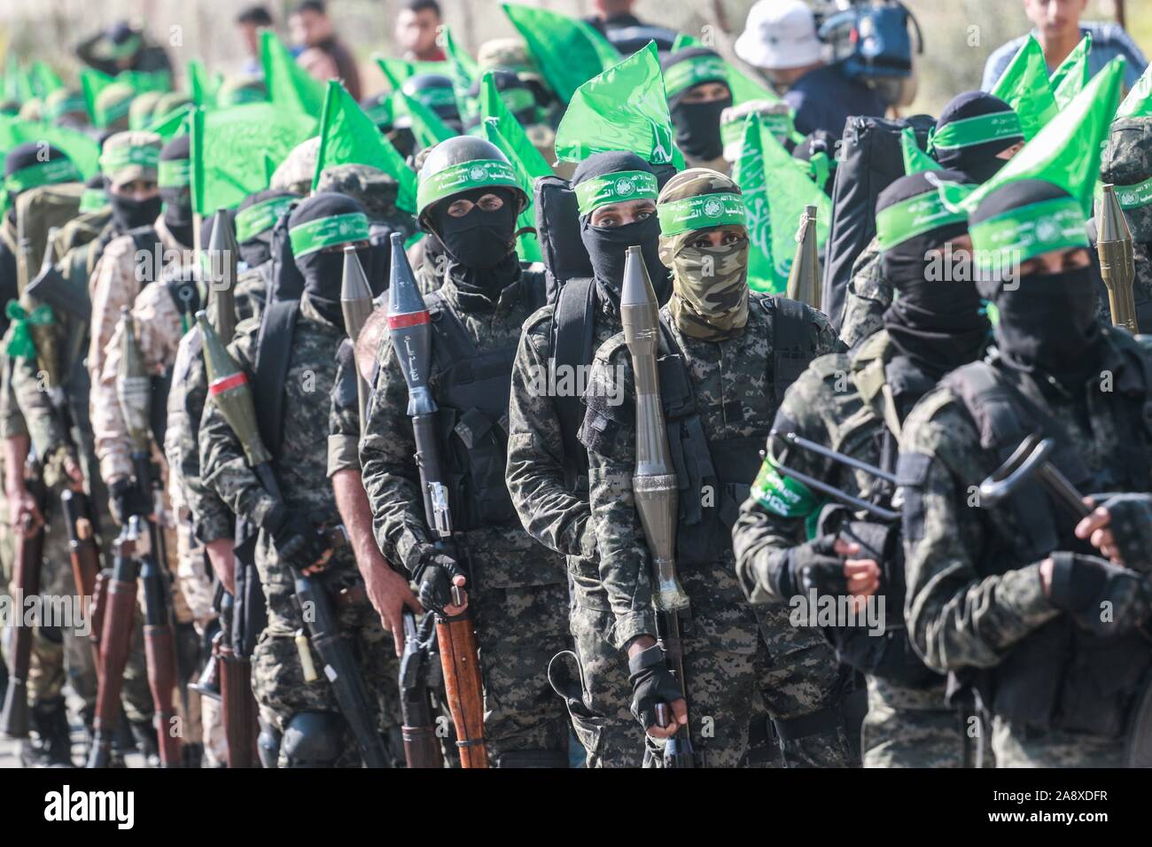 Khan Younis, im Gazastreifen, in Palästina. 11 Nov, 2019. Kämpfer der ...