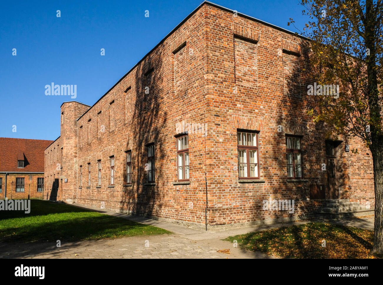 Auschwitz 2 birkenau concentration camp -Fotos und -Bildmaterial in ...