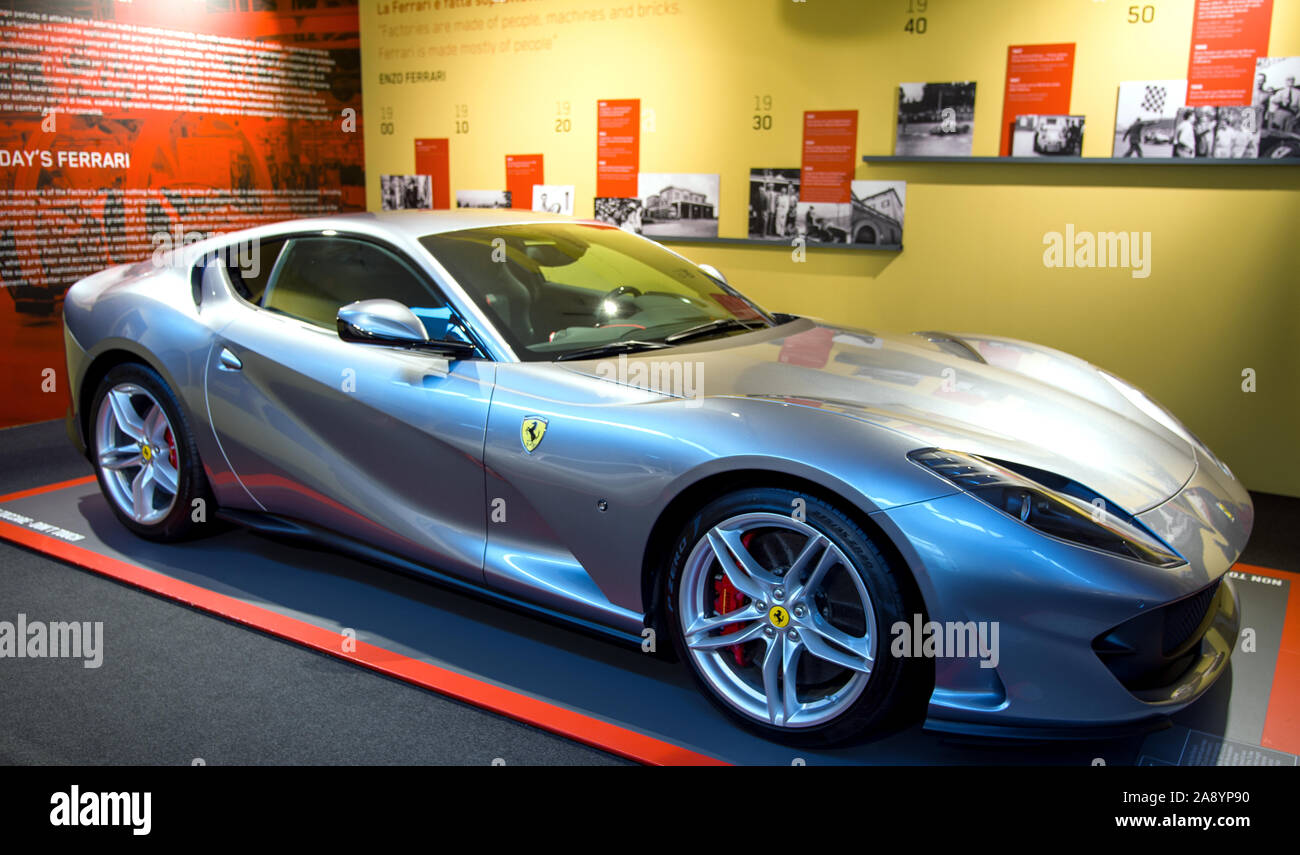 Ferrari f1 stand -Fotos und -Bildmaterial in hoher Auflösung – Alamy