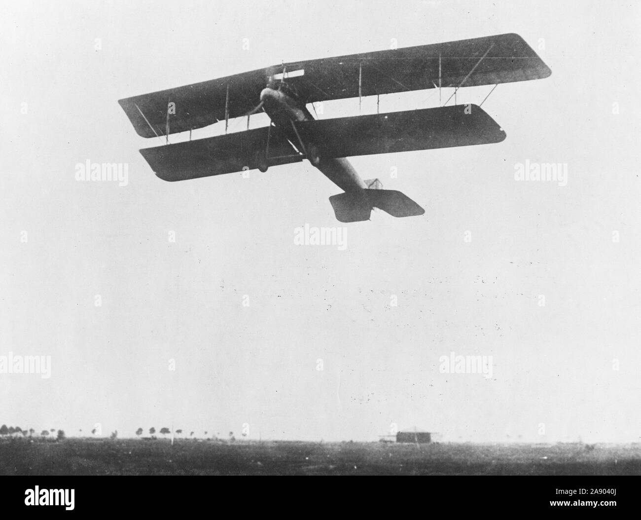 Erste Foto der ersten Liberty Motor freigegeben, zu fliegen. Jetzt, da ...