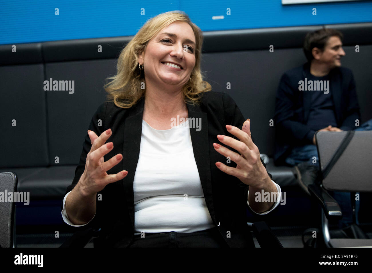 Caren lag -Fotos und -Bildmaterial in hoher Auflösung – Alamy