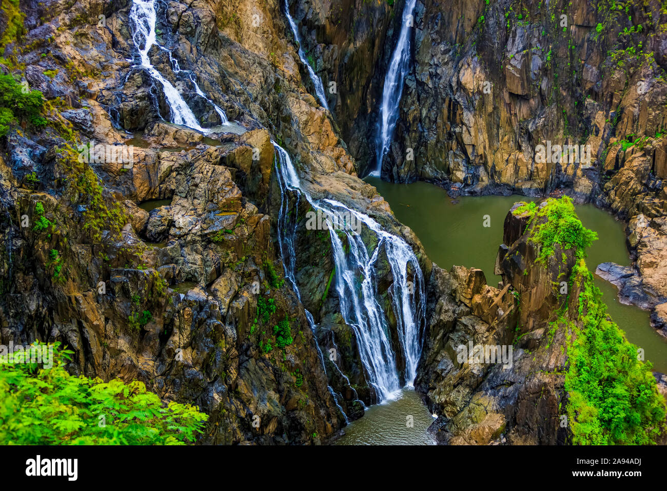 Barron falls -Fotos und -Bildmaterial in hoher Auflösung – Alamy