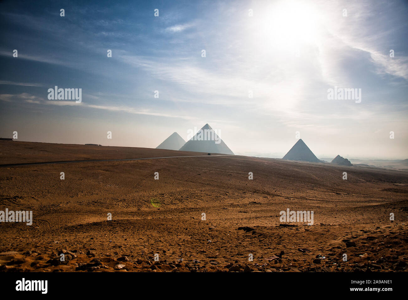 Blick auf die pyramiden von gizeh -Fotos und -Bildmaterial in hoher ...