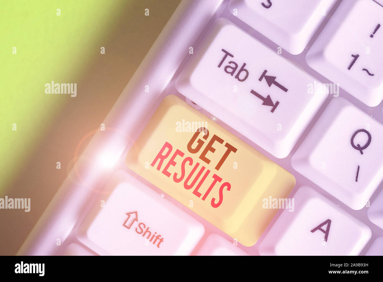 Schreiben Hinweis zeigen Ergebnisse erhalten. Business Konzept für das ...
