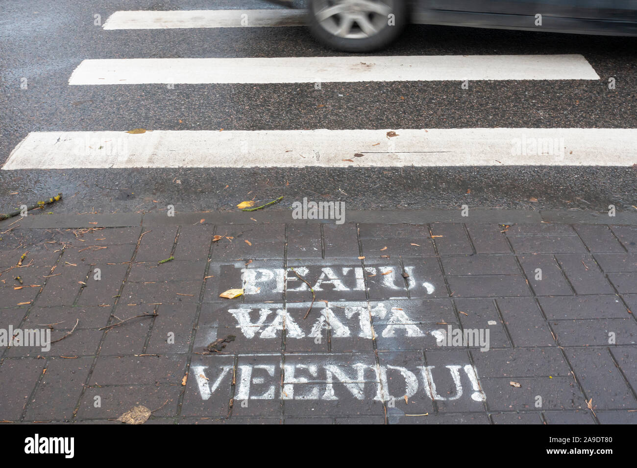 Auf Pflaster Gemalt Stockfotos und -bilder Kaufen - Alamy