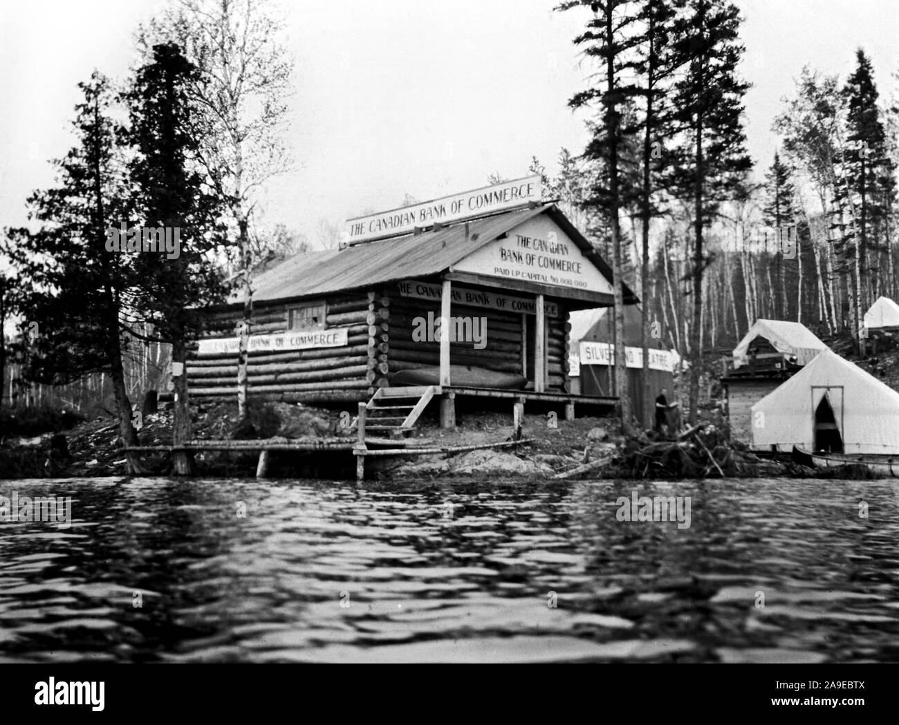 Veranda aus dem 14 oder 15 jahrhundert -Fotos und -Bildmaterial in ...