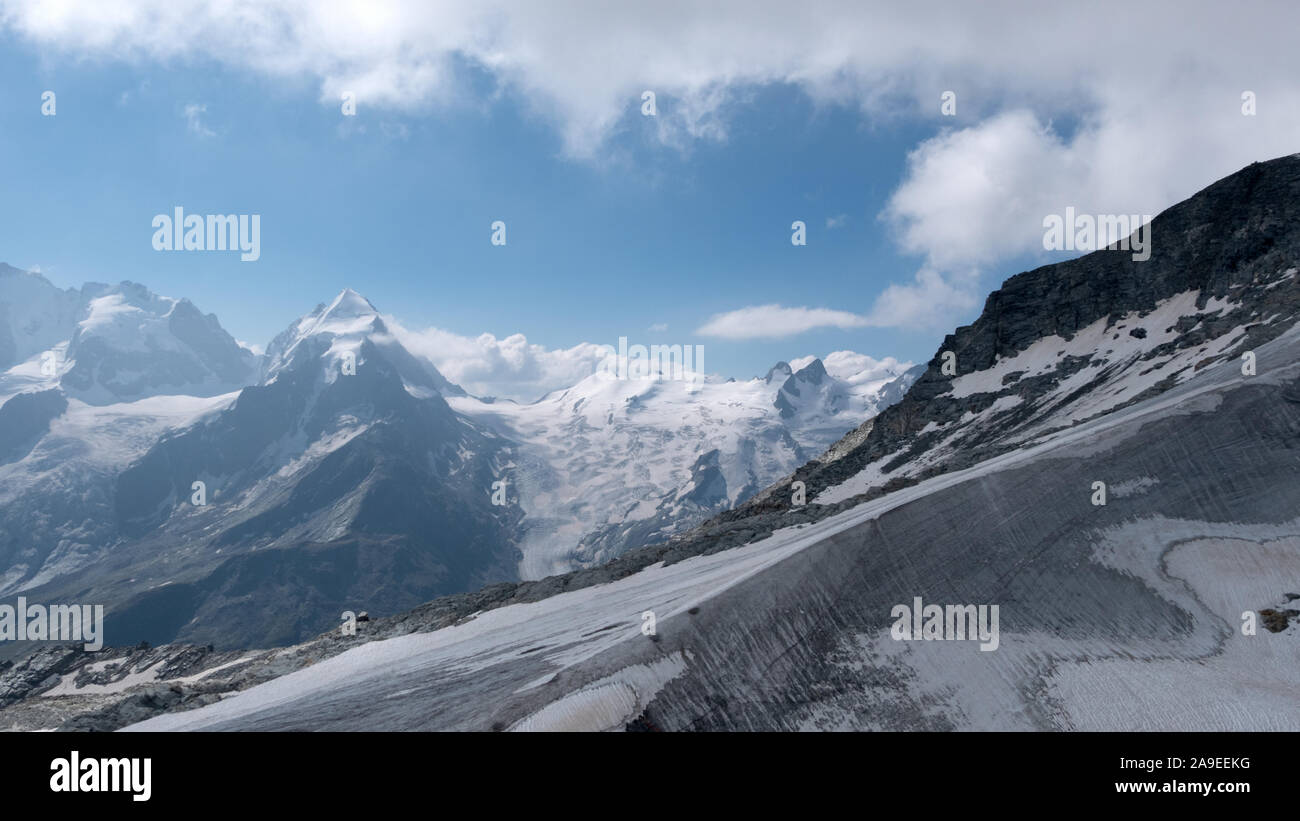 3000 meter -Fotos und -Bildmaterial in hoher Auflösung – Alamy