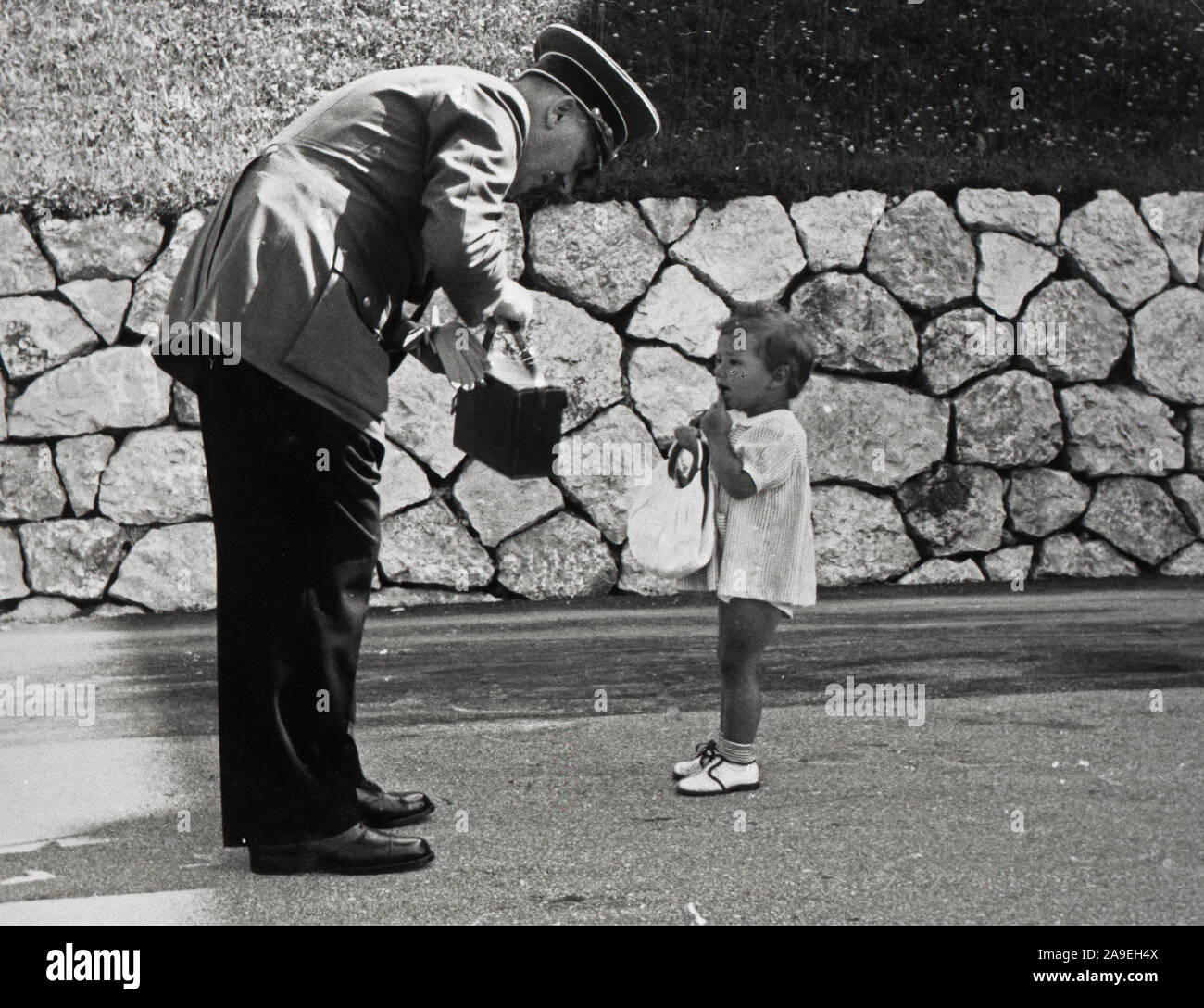 1930er jahre adolf hitler mit kindern -Fotos und -Bildmaterial in hoher ...