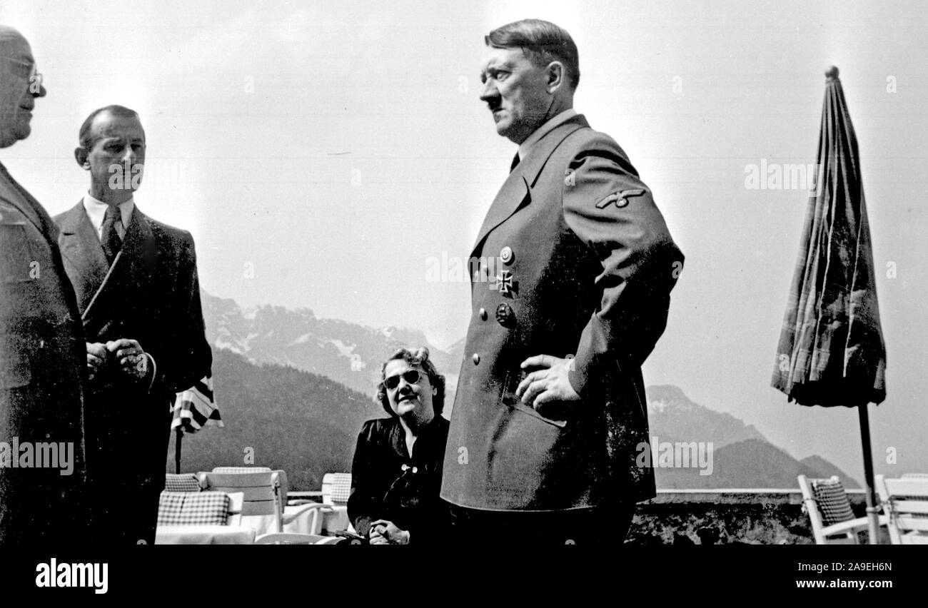 Adolf hitler retrato -Fotos und -Bildmaterial in hoher Auflösung – Alamy