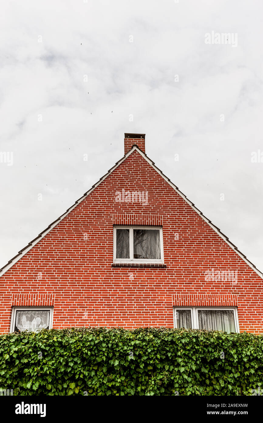 Nordliche giebelansicht -Fotos und -Bildmaterial in hoher Auflösung – Alamy
