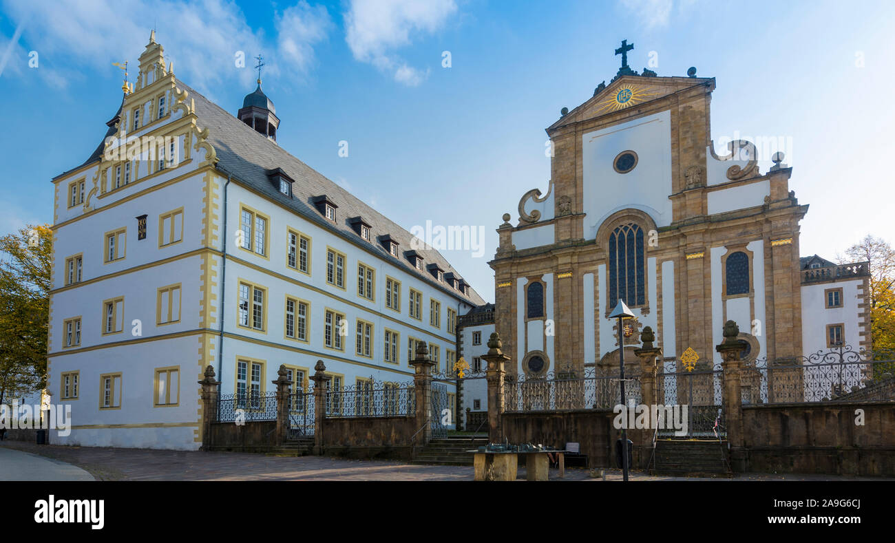 Germany North Rhine Westphalia Paderborn Cathedral Stockfotos und ...