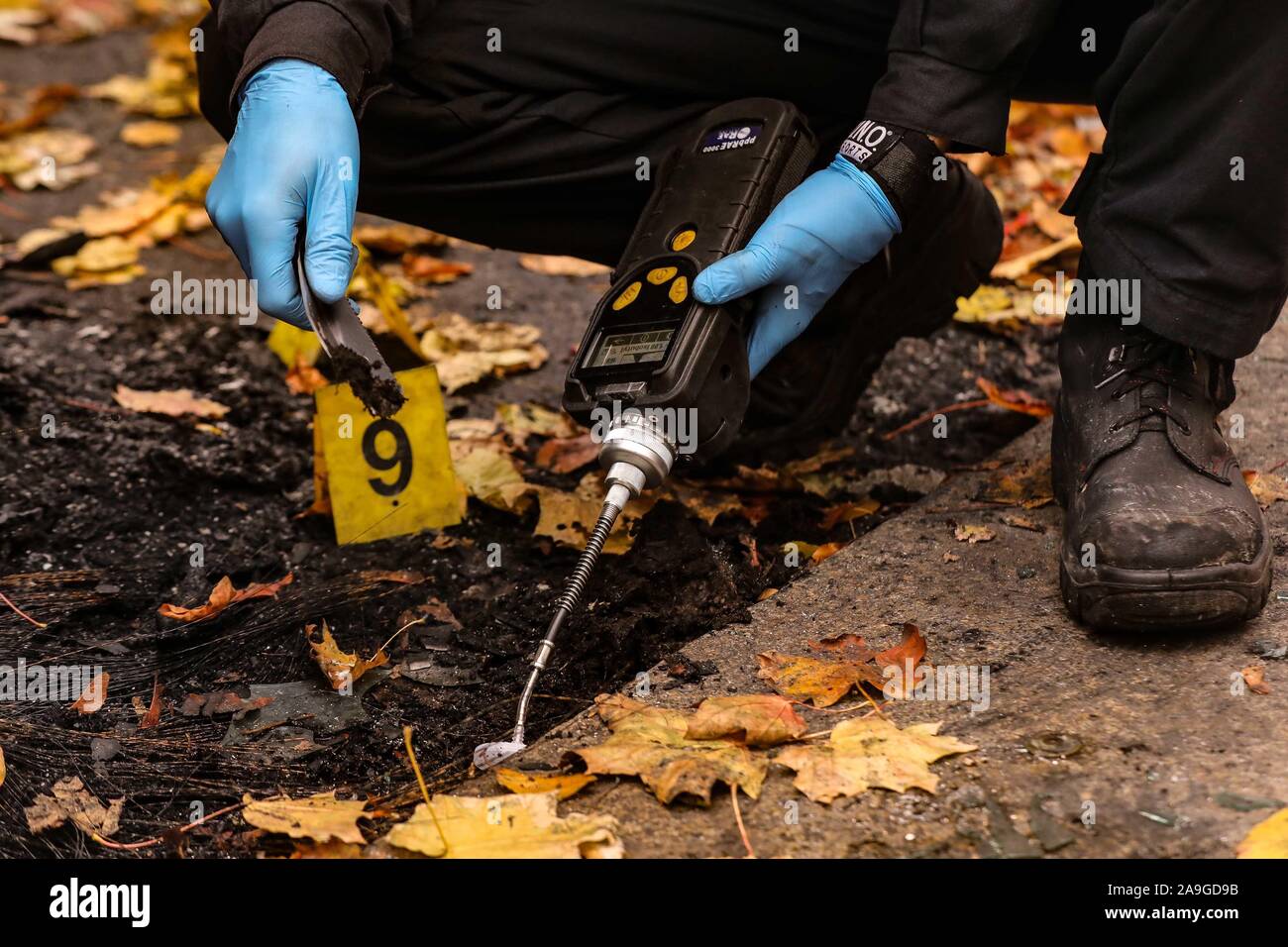 Criminal investigation department -Fotos und -Bildmaterial in hoher ...