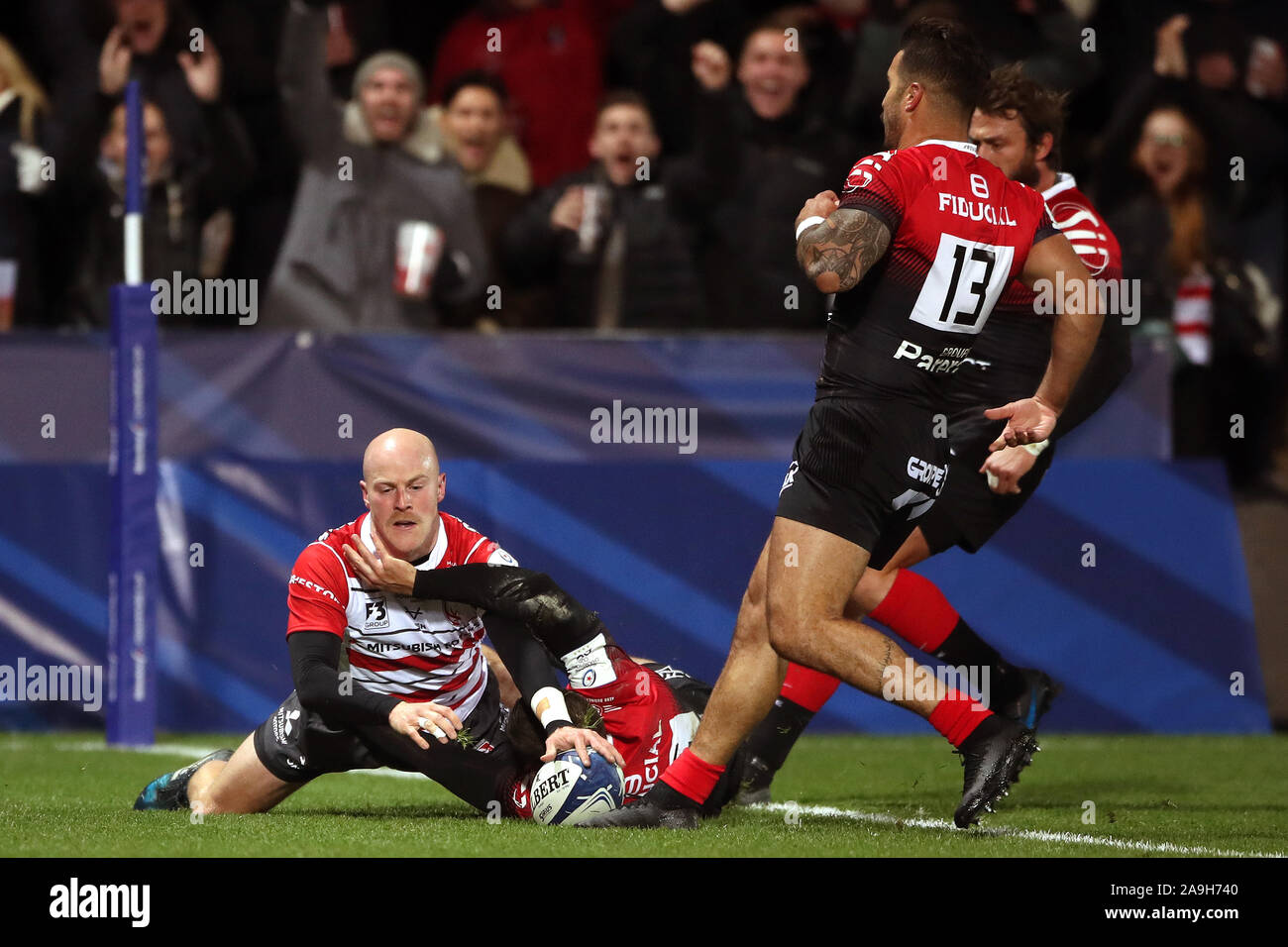 Gloucester rugbys joe simpson -Fotos und -Bildmaterial in hoher ...