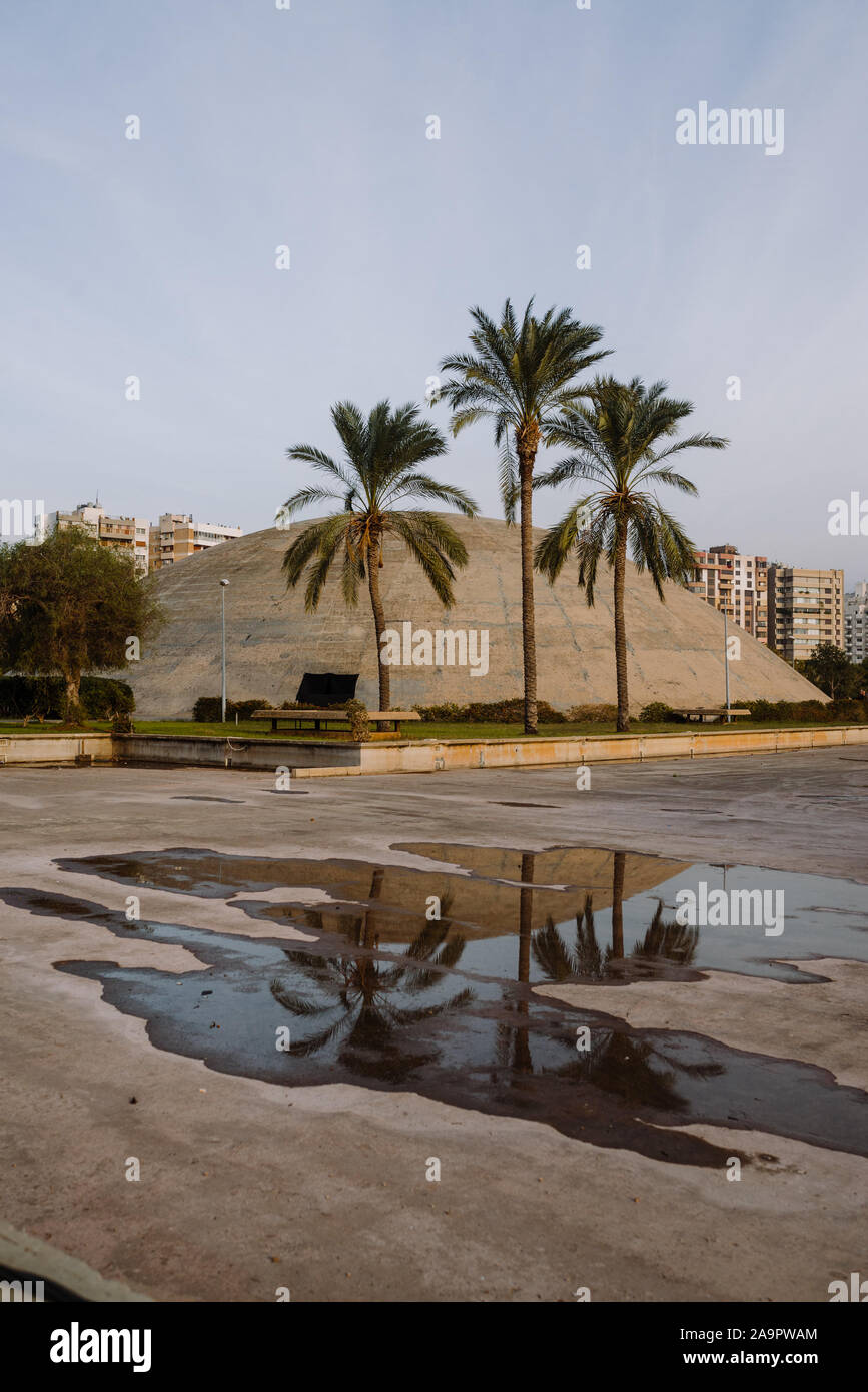 Rashid karami fair -Fotos und -Bildmaterial in hoher Auflösung – Alamy