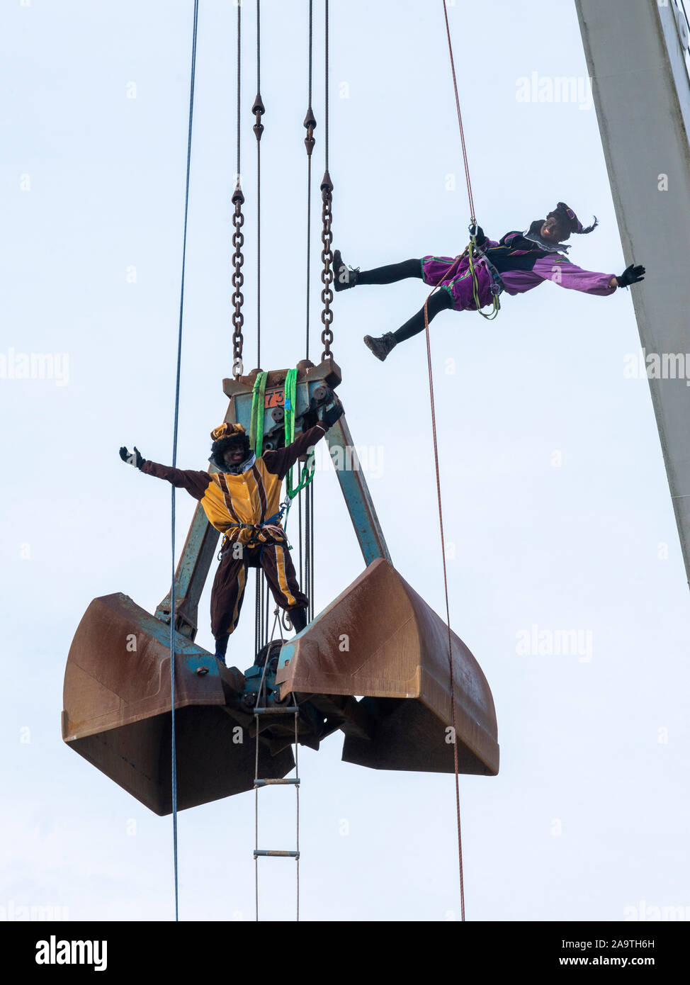 Zwei zwarte pieten -Fotos und -Bildmaterial in hoher Auflösung – Alamy