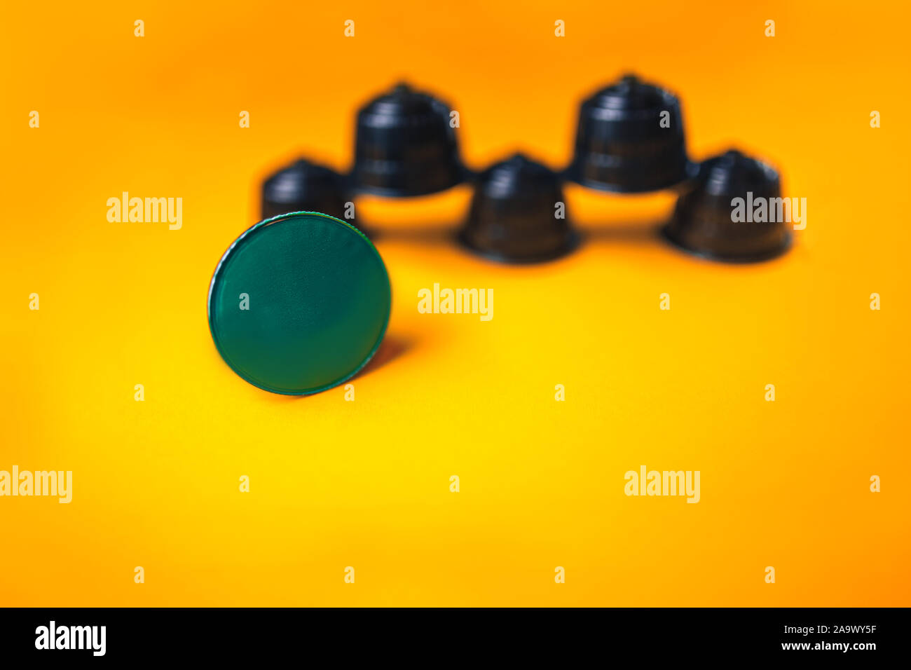 Open espresso coffee capsules -Fotos und -Bildmaterial in hoher ...