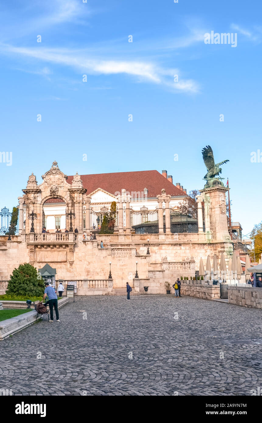 Turul budapest -Fotos und -Bildmaterial in hoher Auflösung – Alamy