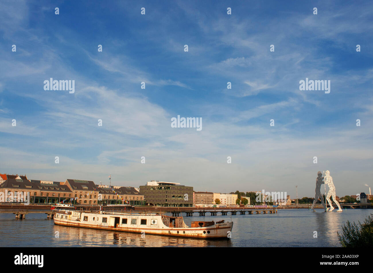 Treptow Park Spree Park Berlin Stockfotos und -bilder Kaufen - Alamy