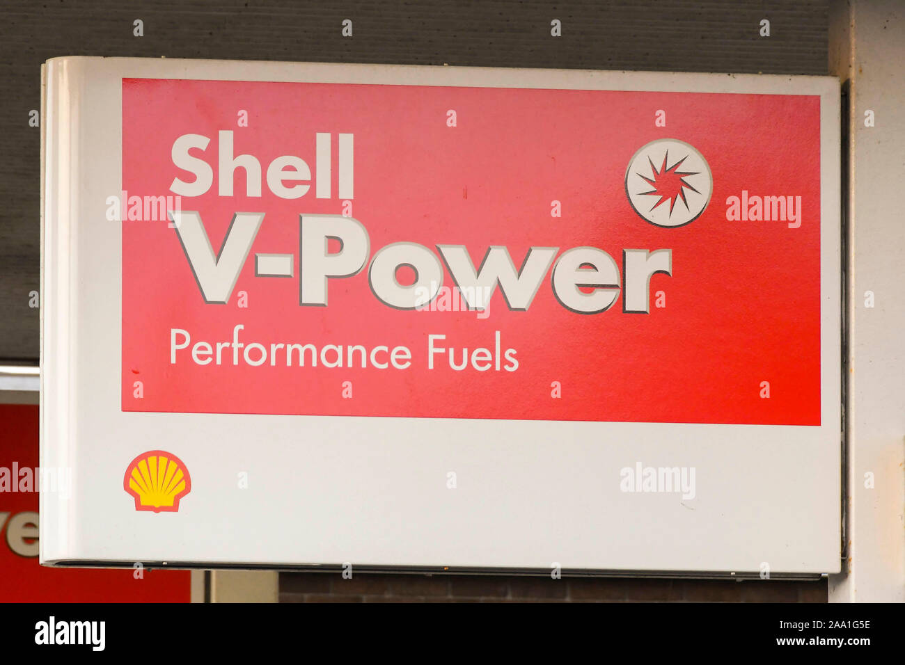 Shell v power -Fotos und -Bildmaterial in hoher Auflösung – Alamy