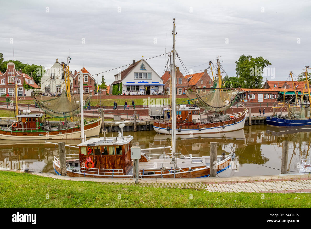 Im hafen von greetsiel -Fotos und -Bildmaterial in hoher Auflösung – Alamy