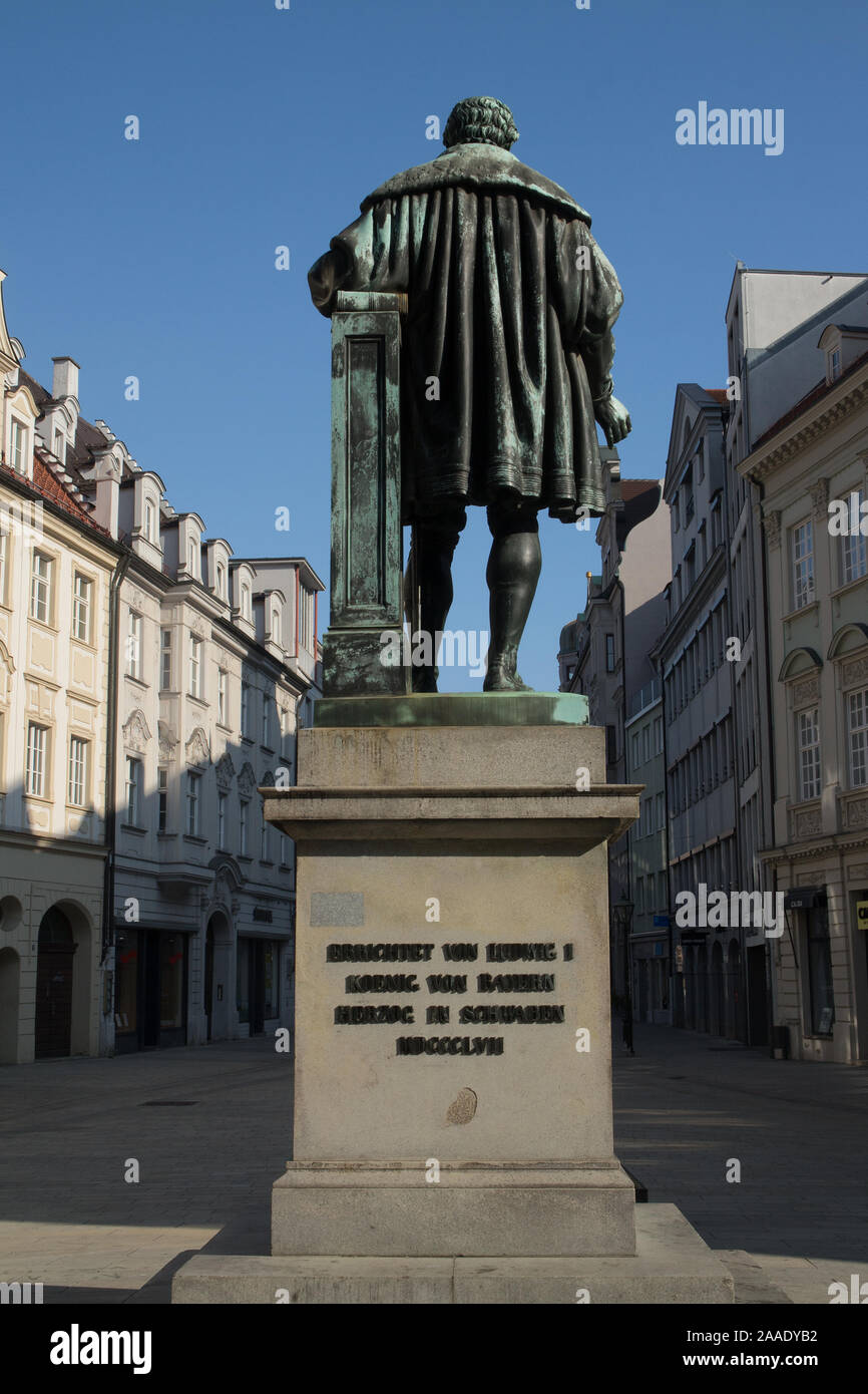 Statue von Hans Jakob Fugger (sonst Johann Jakob Fugger), Augsburg ...