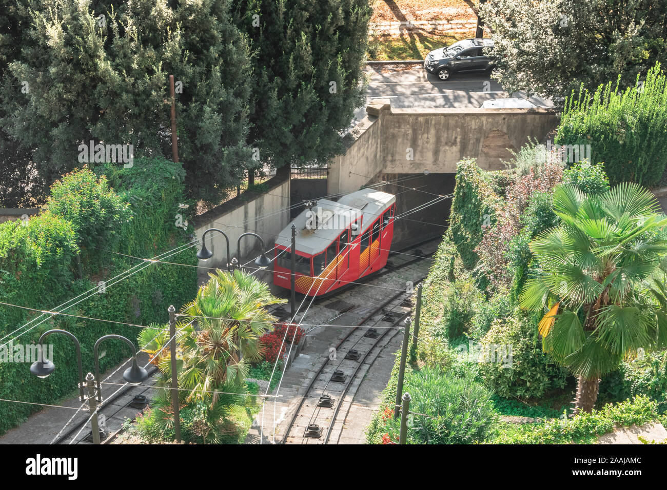 Obere Zeile in Bergamo Stadt Standseilbahn (funicolare Citta Alta ...