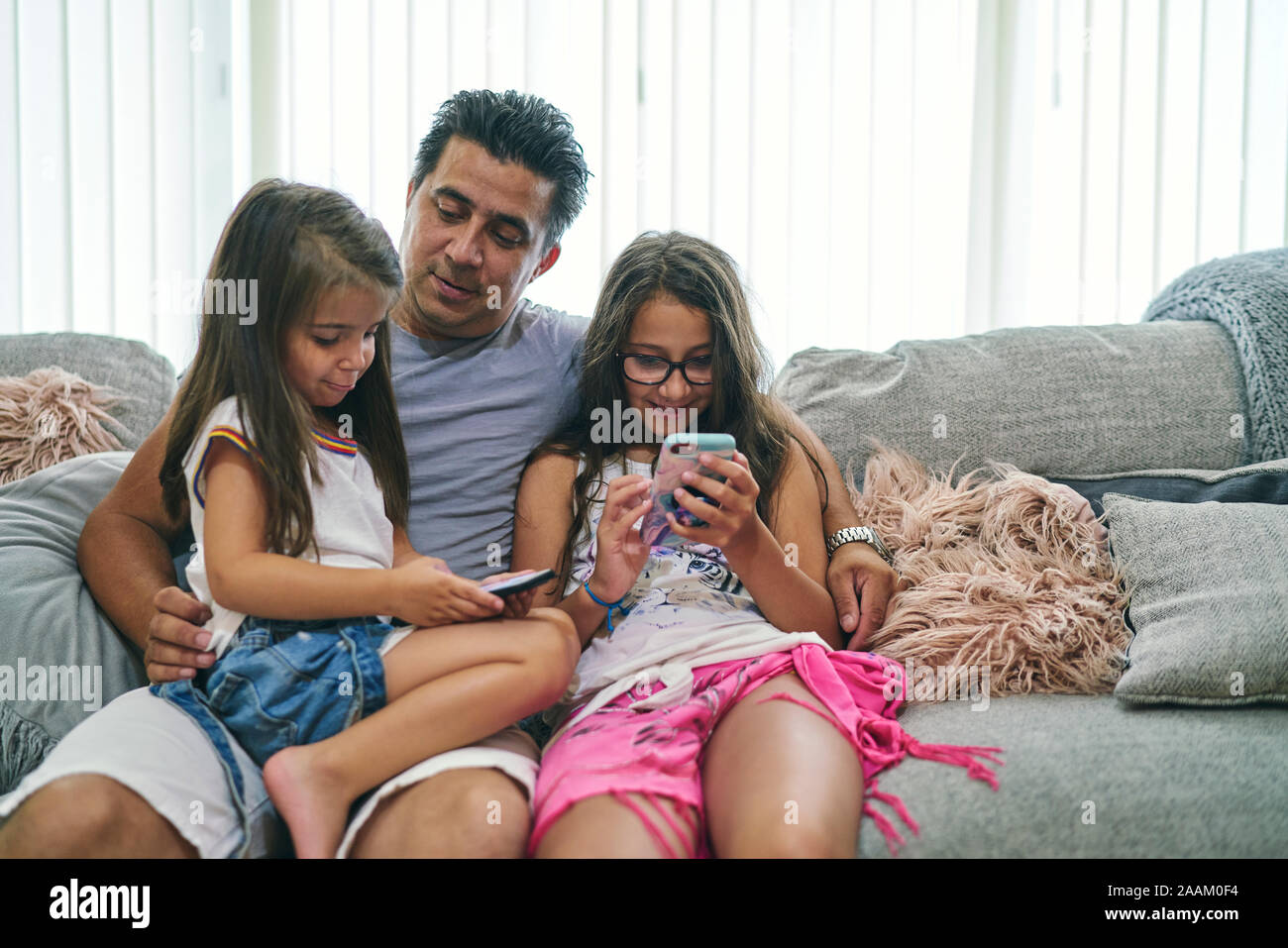 Shorts Rock Stockfotos und -bilder Kaufen - Alamy