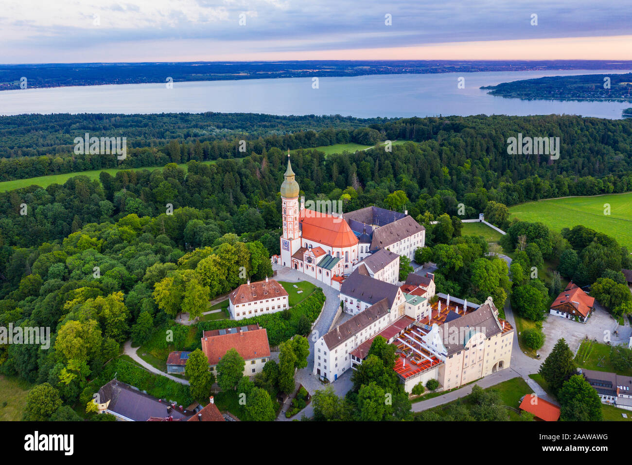 Kloster andechs aerial view -Fotos und -Bildmaterial in hoher Auflösung ...