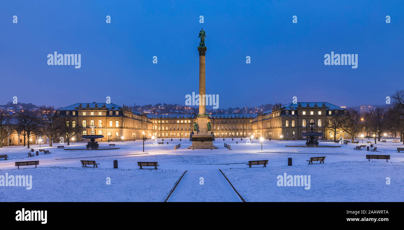 Stuttgart Winter Schlossplatz Snow Stockfotos und -bilder Kaufen - Alamy