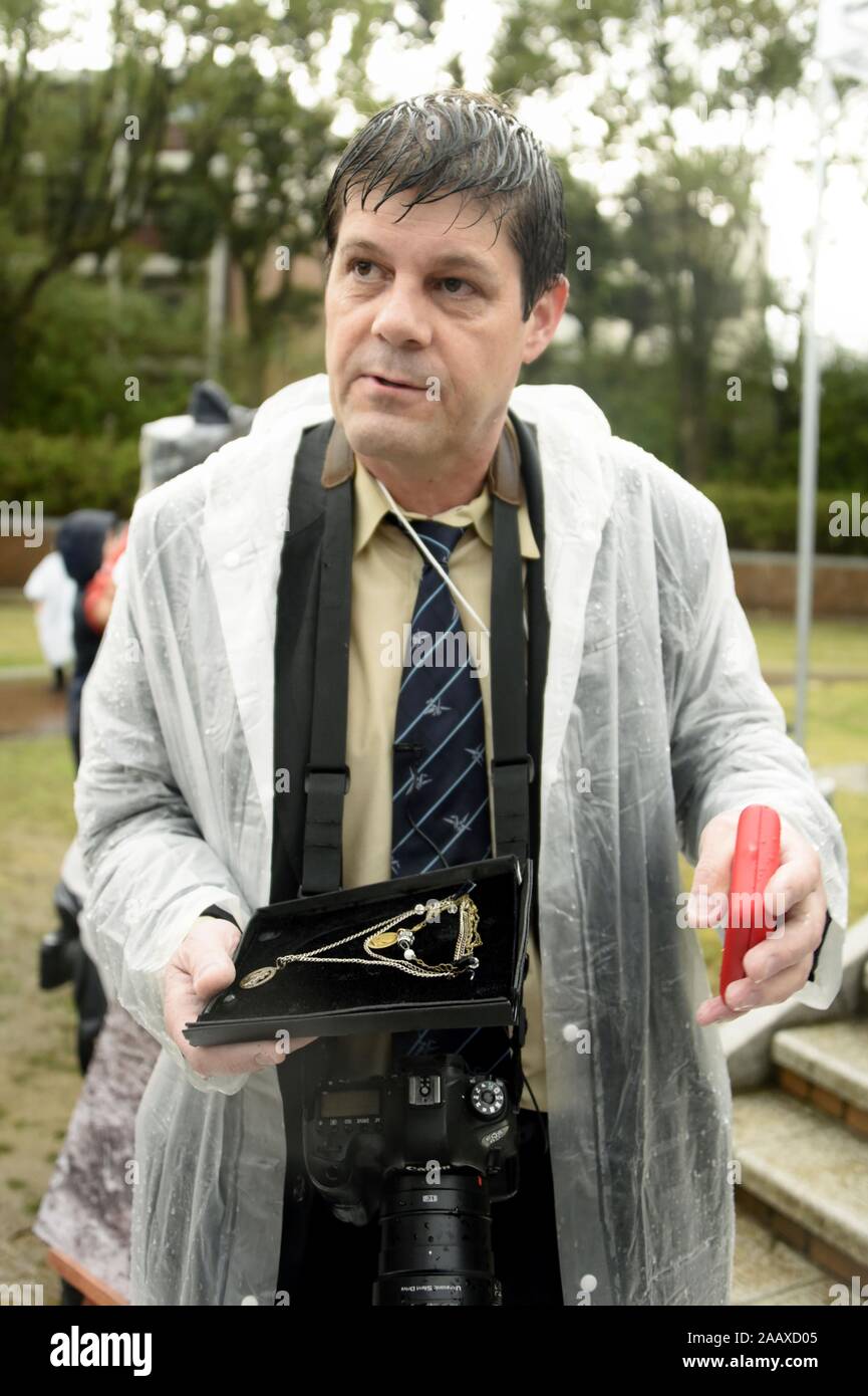 Hiroshima, Japan. 24 Nov, 2019. Tyge O'Donnell, dessen Vater Joe O ...