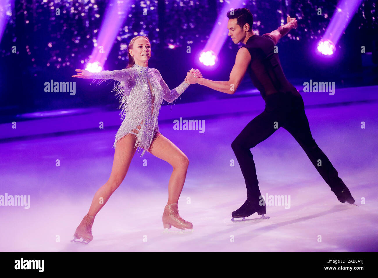 Köln, Deutschland. 22 Nov, 2019. Jenny Elvers, Schauspielerin, und ...