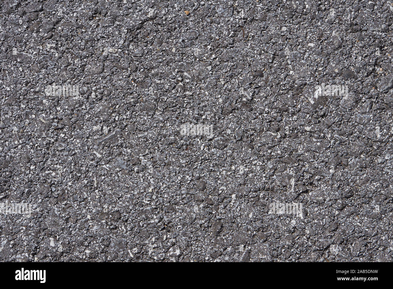 Asphalt driveway -Fotos und -Bildmaterial in hoher Auflösung – Alamy