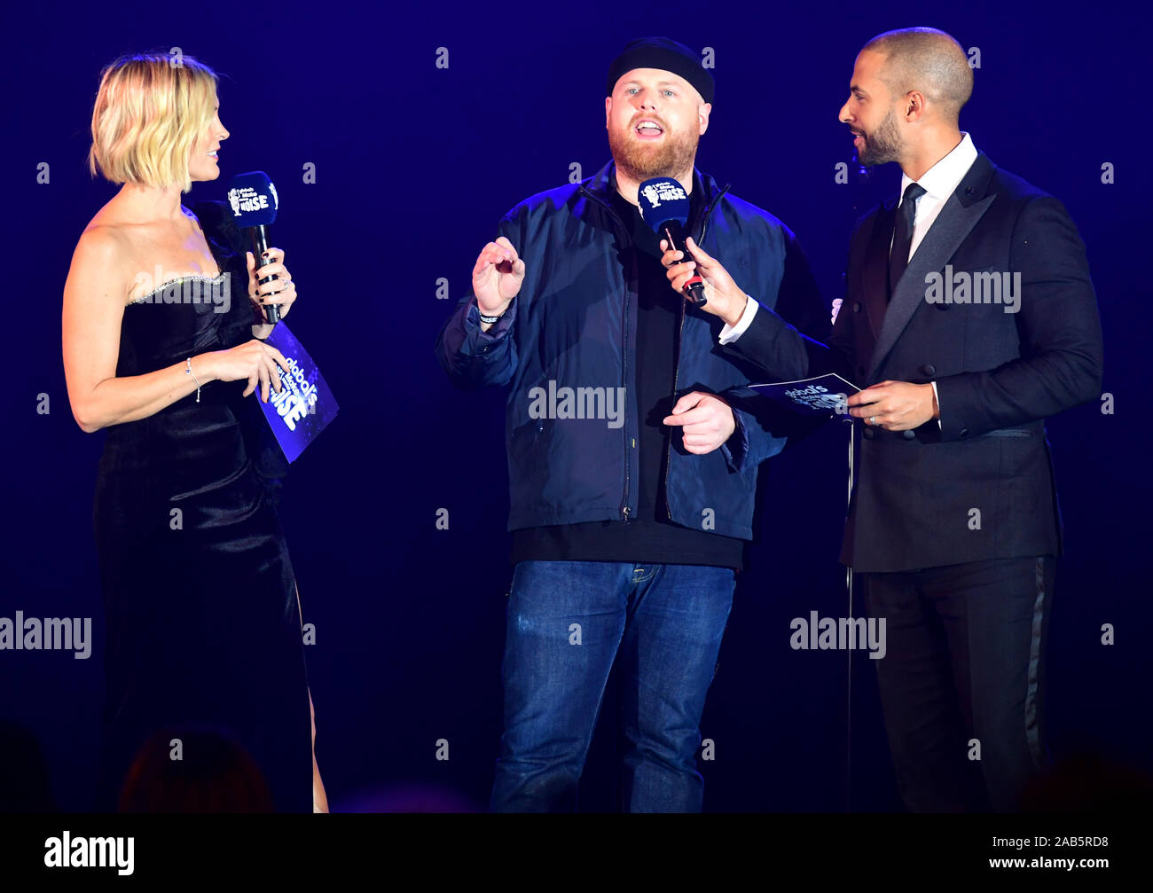 Moderatoren jenni falkner -Fotos und -Bildmaterial in hoher Auflösung ...