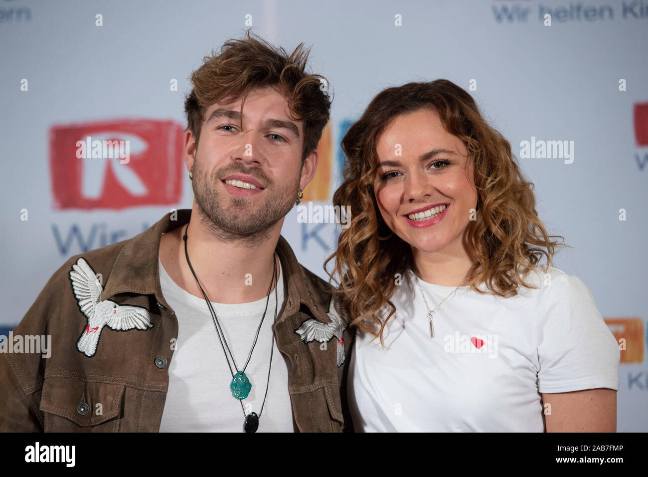 Hürth, Deutschland. 22 Nov, 2019. Yvonne PFERRER, Schauspielerin ...