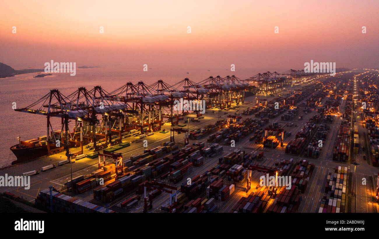 Shanghai hafen luftbild -Fotos und -Bildmaterial in hoher Auflösung – Alamy