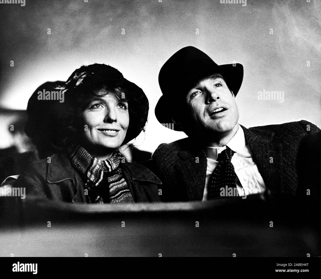 Rot 1981 diane keaton -Fotos und -Bildmaterial in hoher Auflösung – Alamy